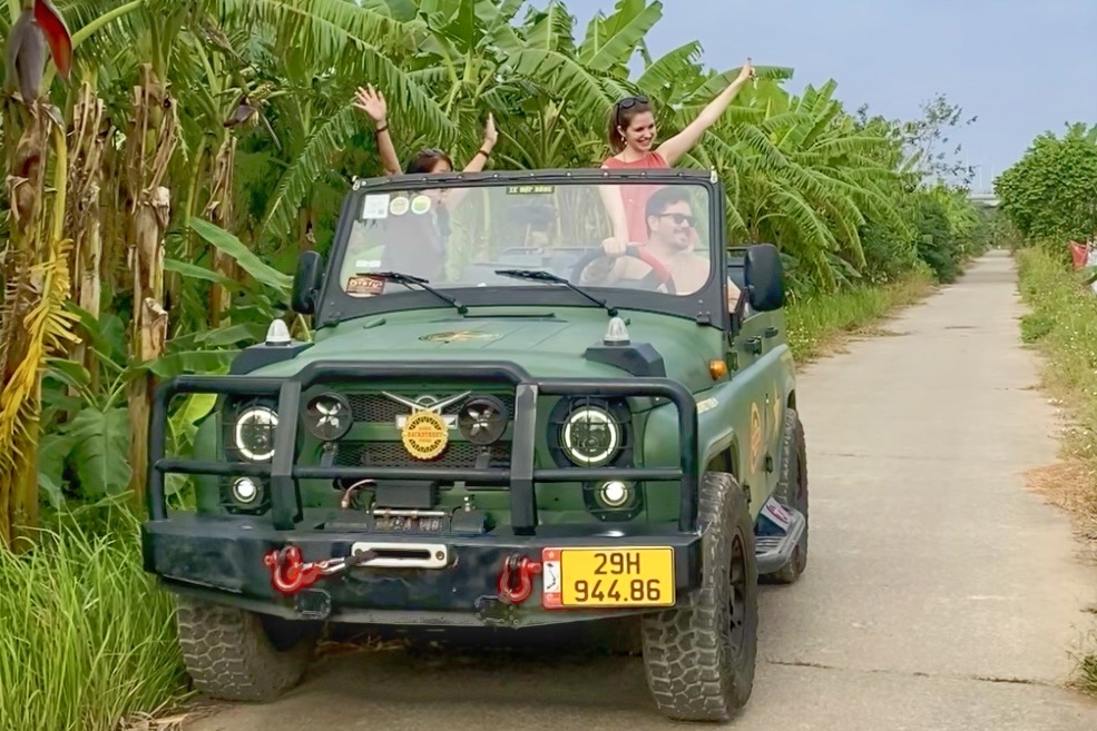 Hhanoi RED RIVER Countryside Jeep Tour to Co Loa Village